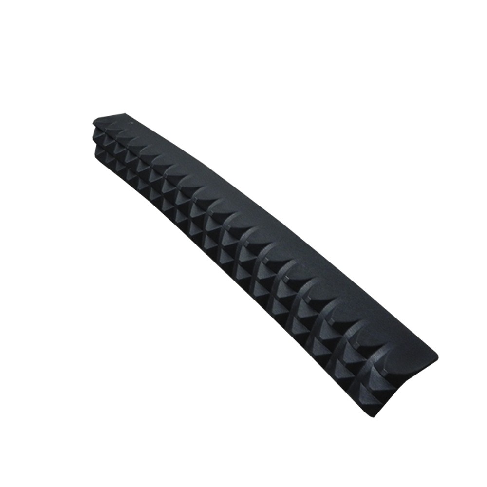 Acabamento Estribo Esquerdo Iveco Stralis Trakker 504047660